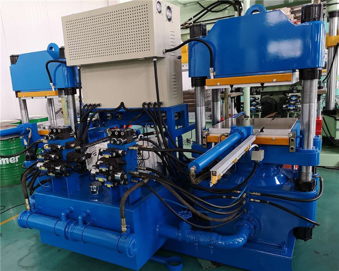 Electric Heating 400mm 300 T Industrial Vulcanizing Machine