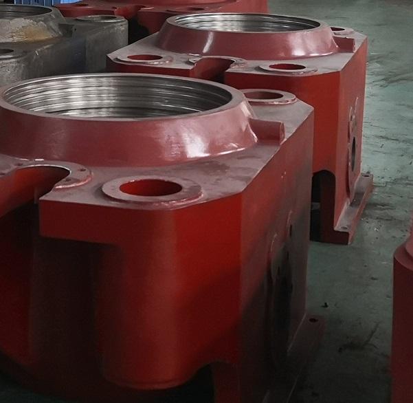 Composite Polymer Insulator Making Machine With Horizontal Injection Unit